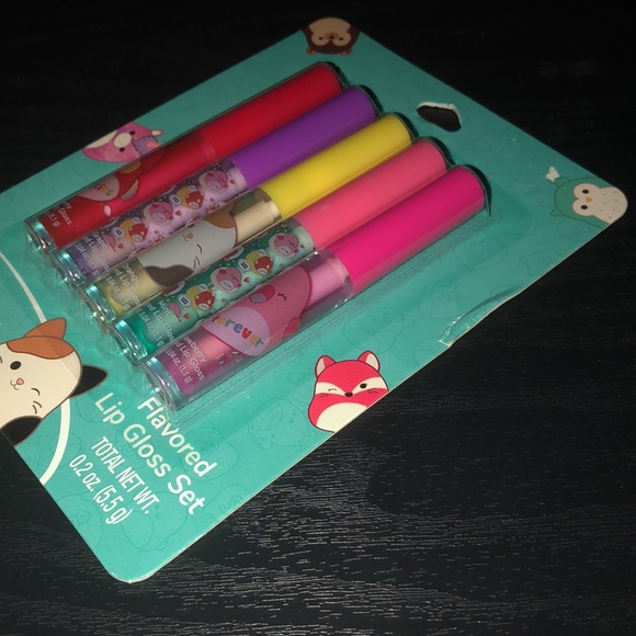Squishmallows | Makeup | Nib Squishmallows 5piece Flavored Lip Gloss ...